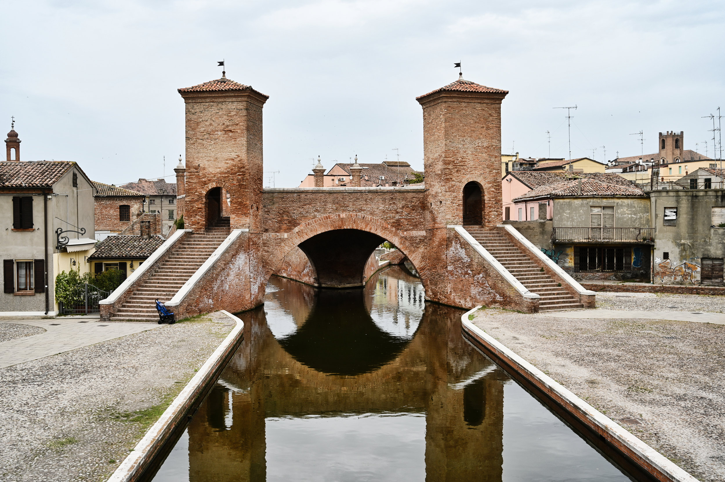 Ponte Trepponti, Comacchio - Zapiski Obieżyświatki